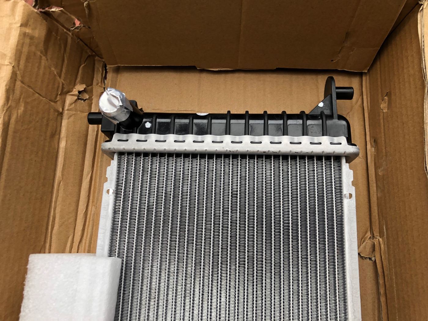 TESLA MODEL S 75D 2015 to 2021, Front Middle cooling Radiator OEM ...